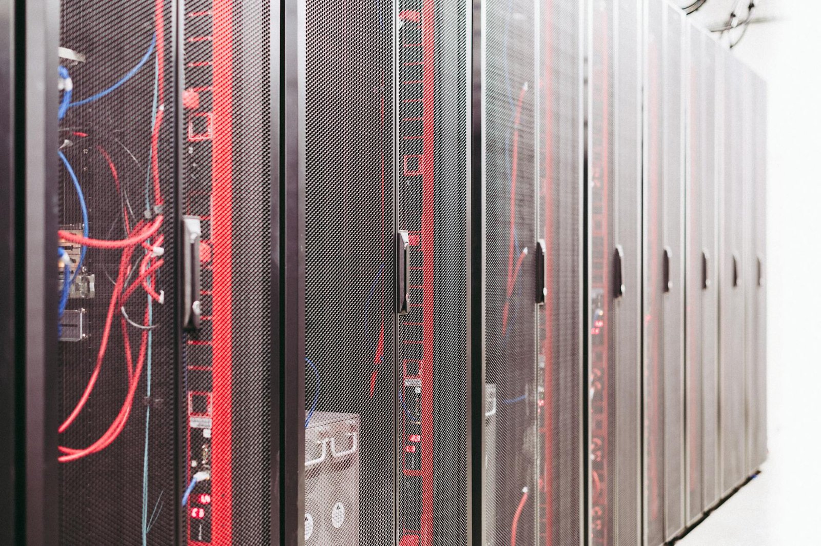 Best NAS for Home (2026) — 7 Tested - Best Digital Buyers